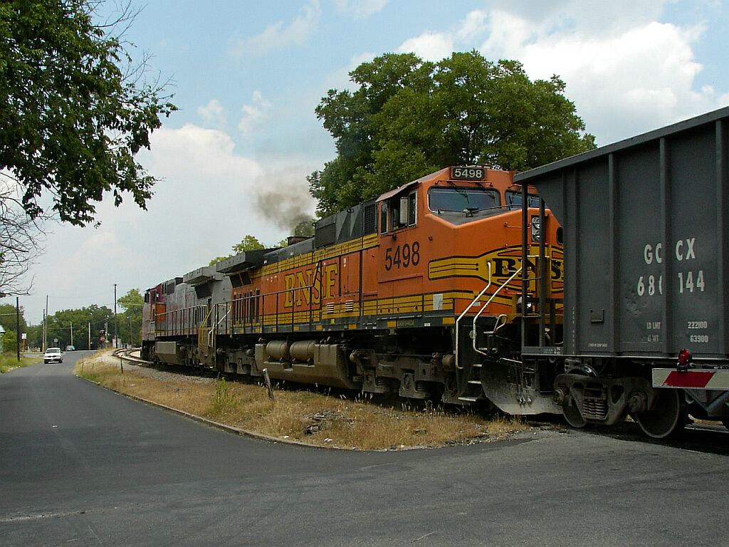 BNSF 5498